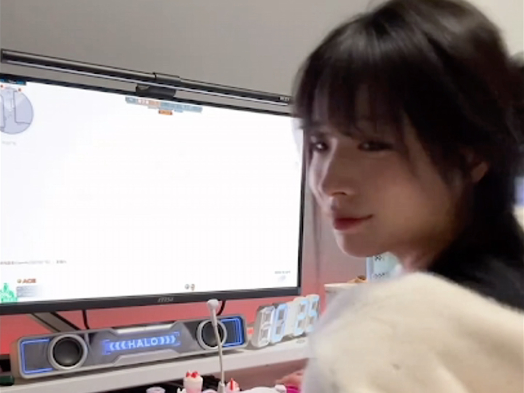 解锁新技能～-CF小千晴-CF小千晴-哔哩哔哩视频