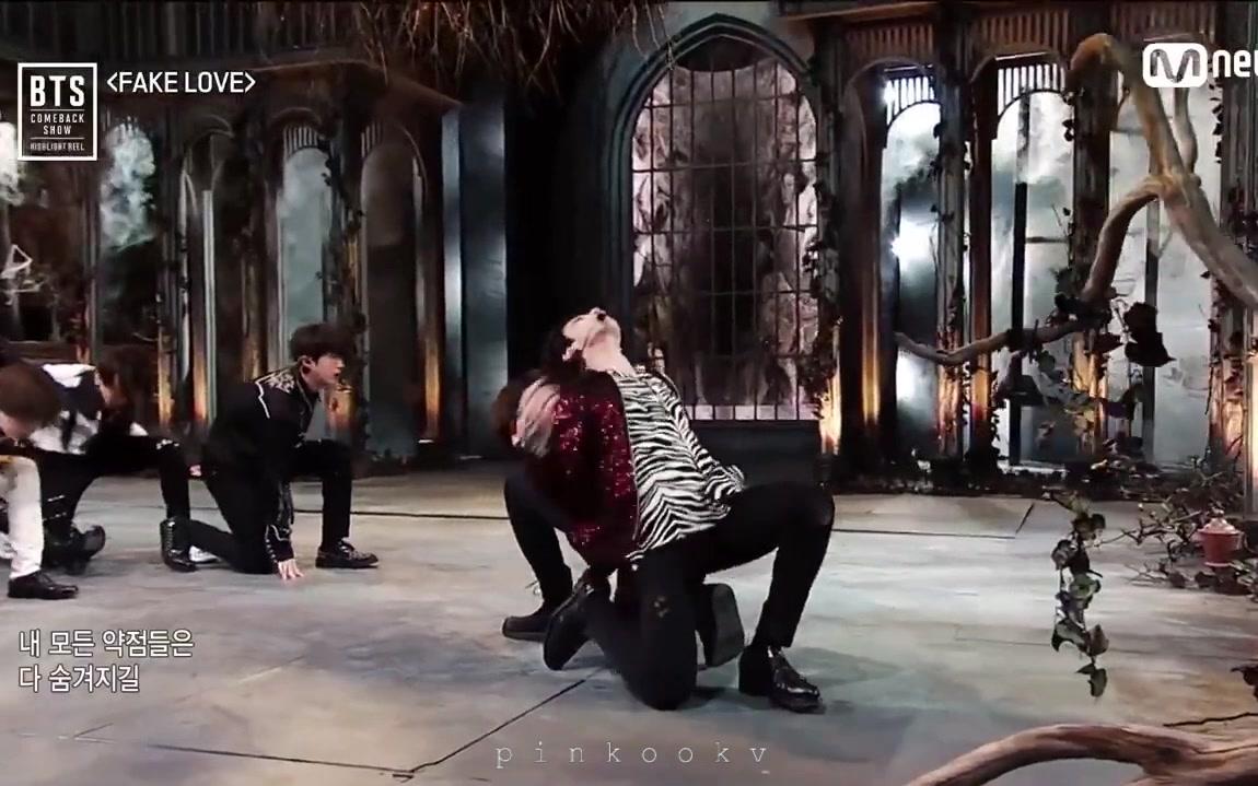 BTS-FAKE LOVE 舞台现场混剪_哔哩哔哩_bilibili