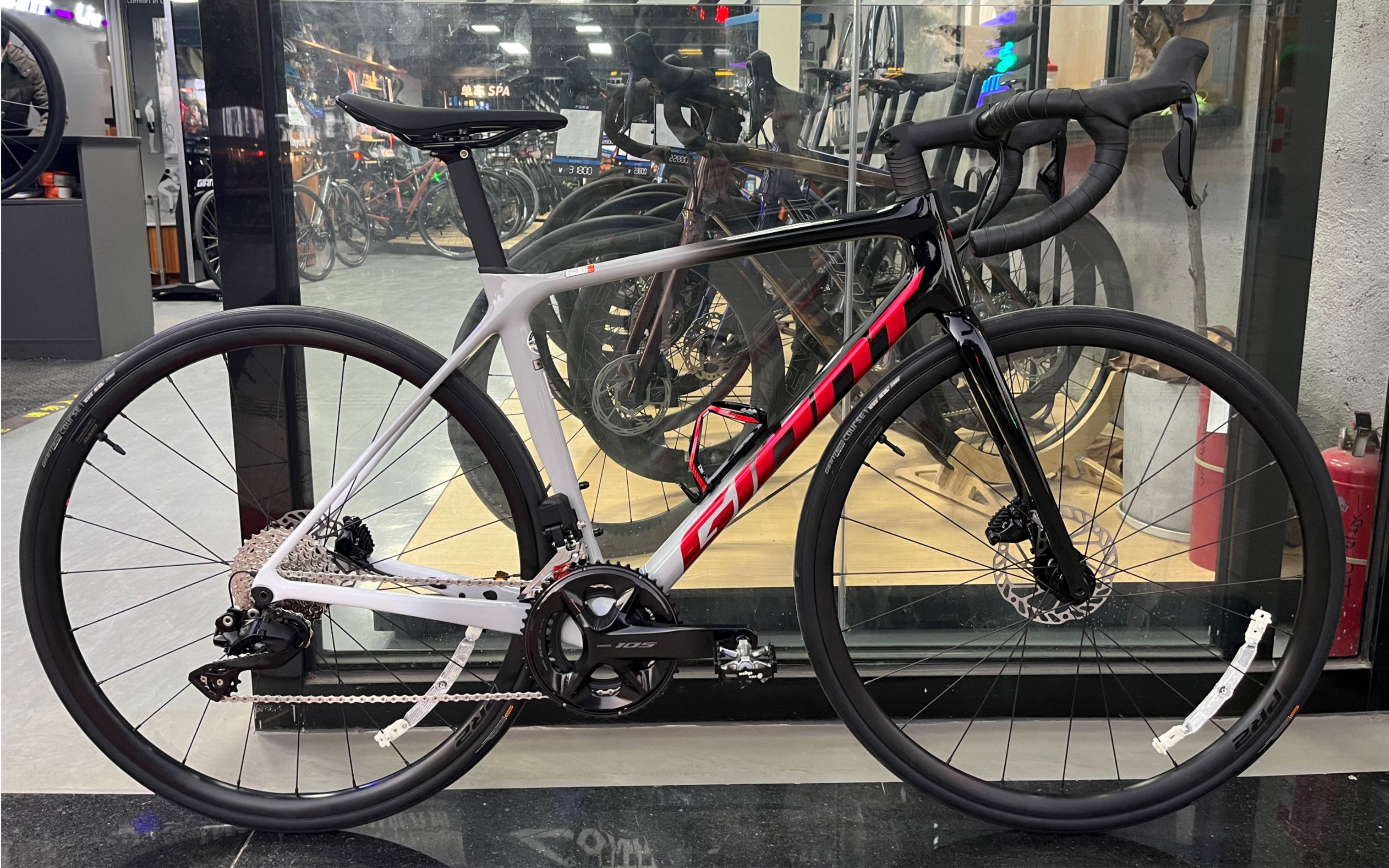 2023款捷安特TCR ADV 1 DISC KOM 电子变速碳纤维公路自行车