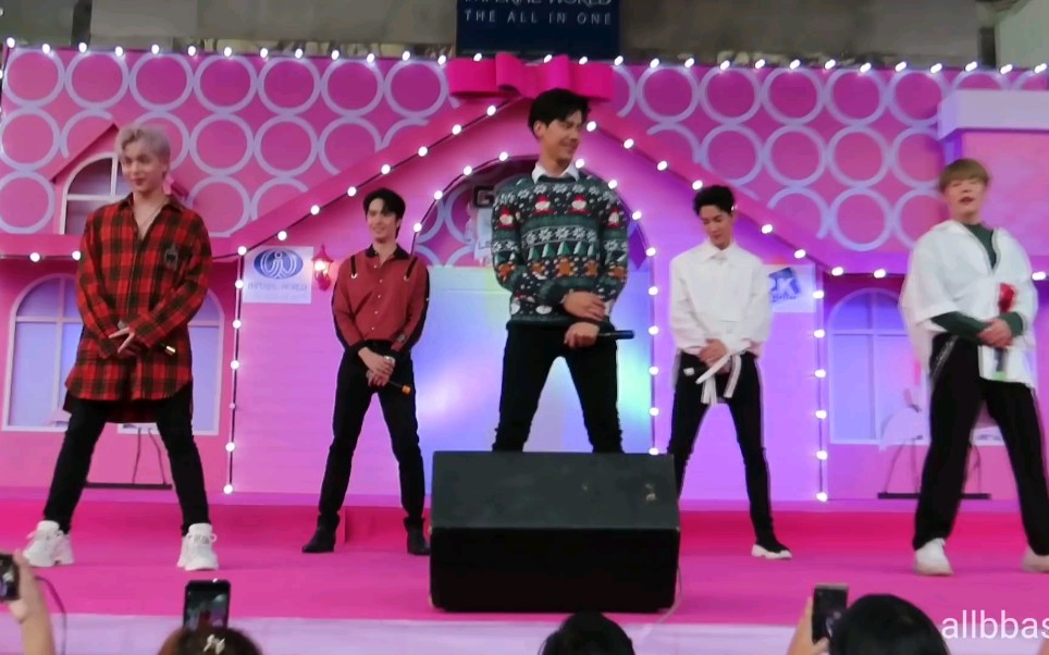 【SBFIVE】191225 Imperial SumRong - ImperialEventpopxSB5 - 视频下载 Video Downloader