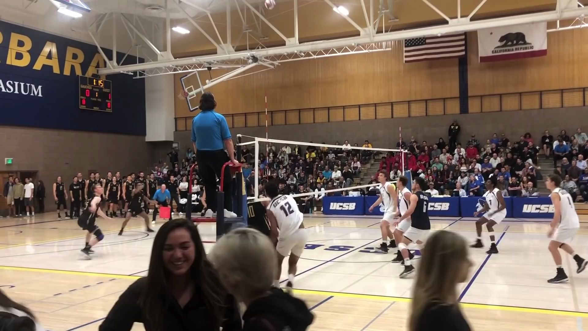 美国大学生专业男排Long Beach vs UCSB Volleyball Highlights 2019_哔哩哔哩_bilibili