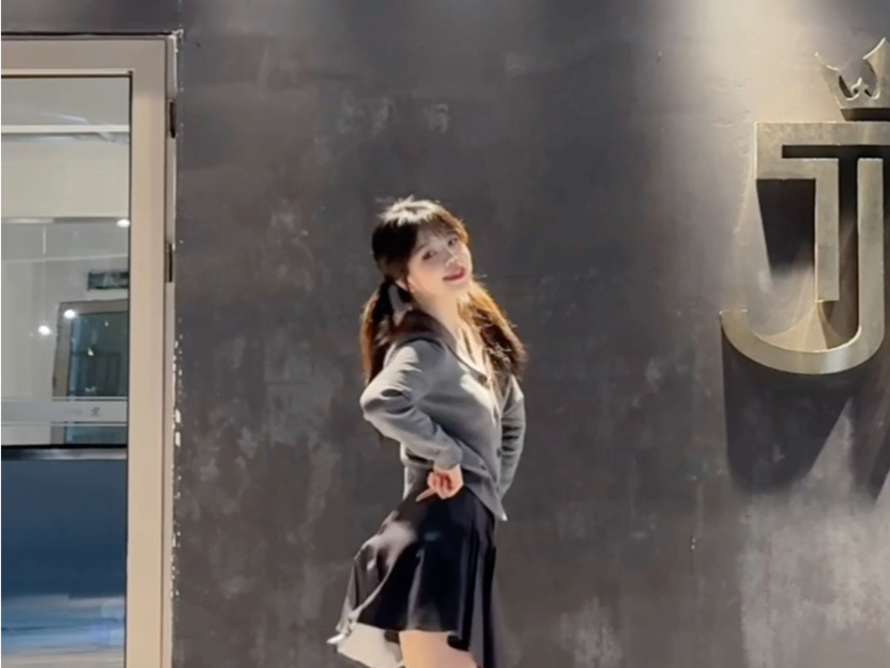 【Mr.Chu】【Apink】很甜很清纯的舞 看完身体都回温了--莹莹崽--莹莹崽-哔哩哔哩视频