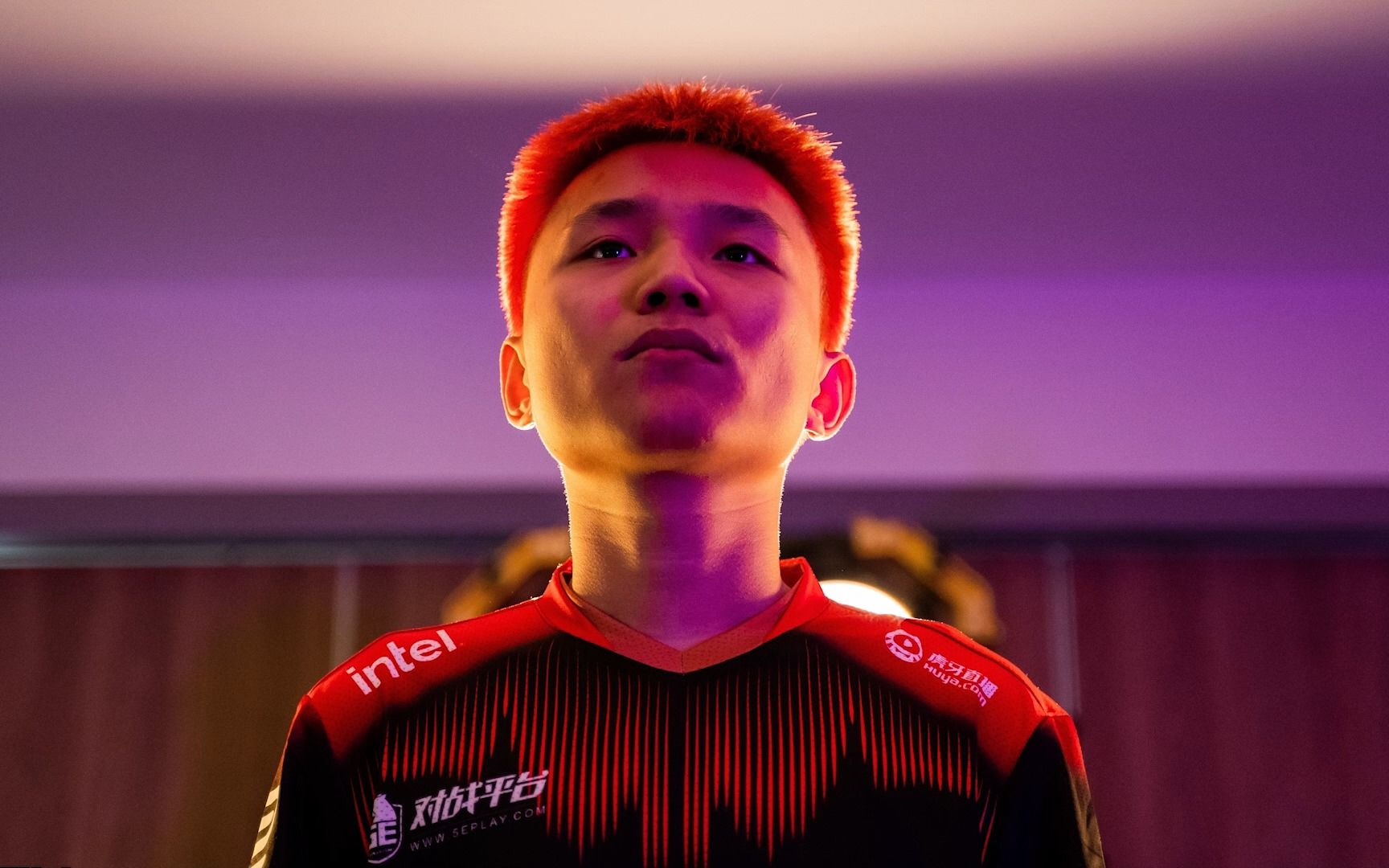 Niko开心的跳起了舞