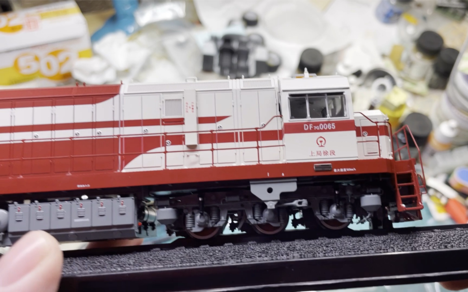 长鸣 DF7G内燃机车 HO 开箱_哔哩哔哩_bilibili