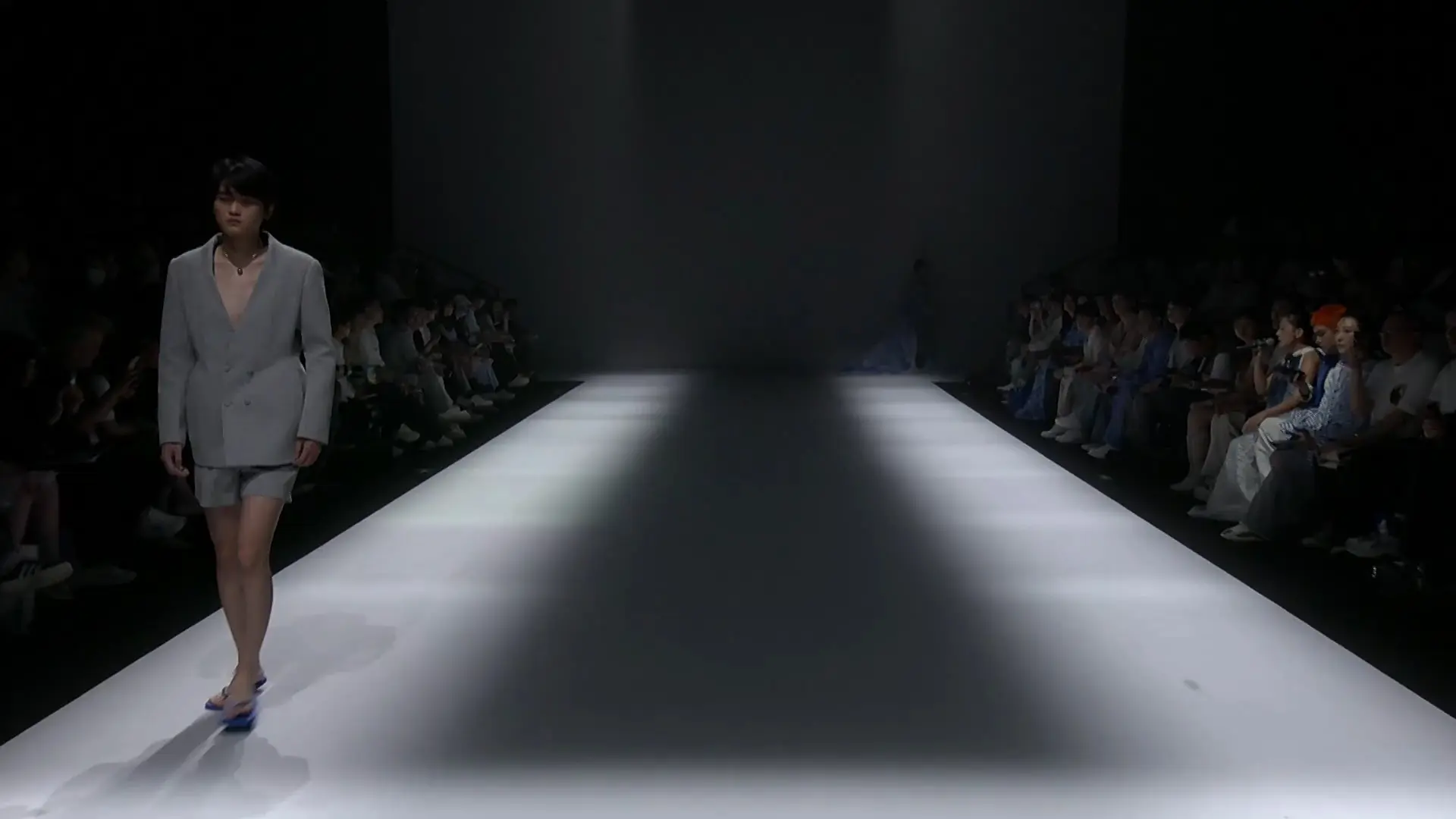 【CHENGGUANG WANG】 China｜S/S 2026 Collection_哔哩哔哩_bilibili