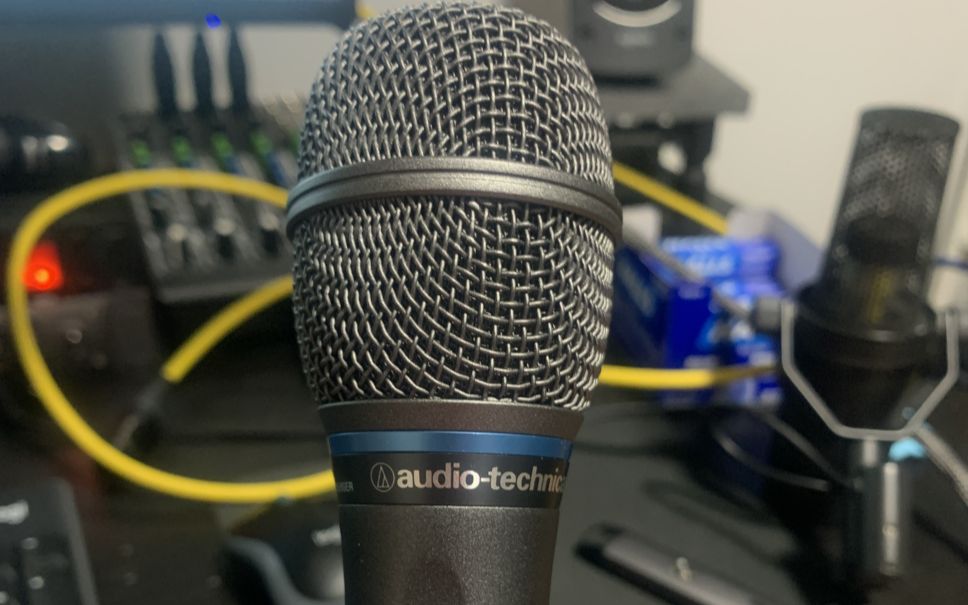 有时候名牌不一定适合你。纽曼kms105 vs 森海塞尔 e965 vs 铁三角ae5400_哔哩哔哩_bilibili