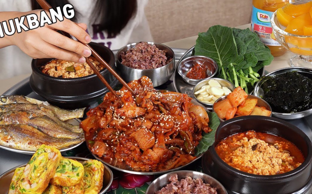 【Bokyoung】香辣炒猪肉+软豆腐+烤鱼+甜点桃子 吃播咀嚼音-hypothesissss-hypothesissss-哔哩哔哩视频