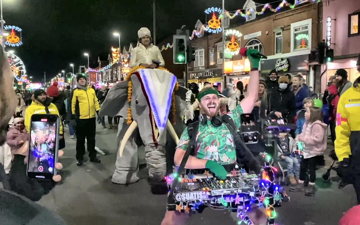 [SUAT] DJ随身听_哔哩哔哩_bilibili