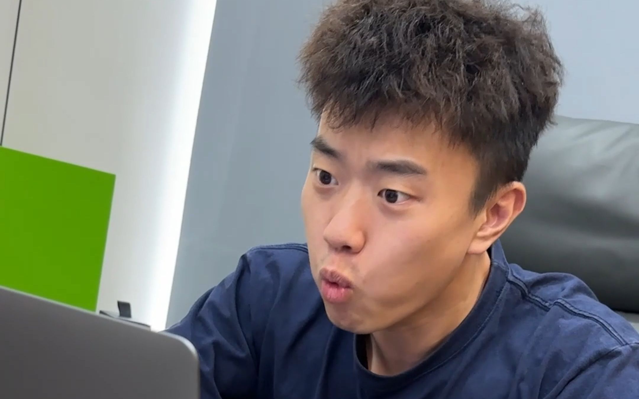 我财富自由了！！-失眠的chunchun-失眠的chunchun-哔哩哔哩视频