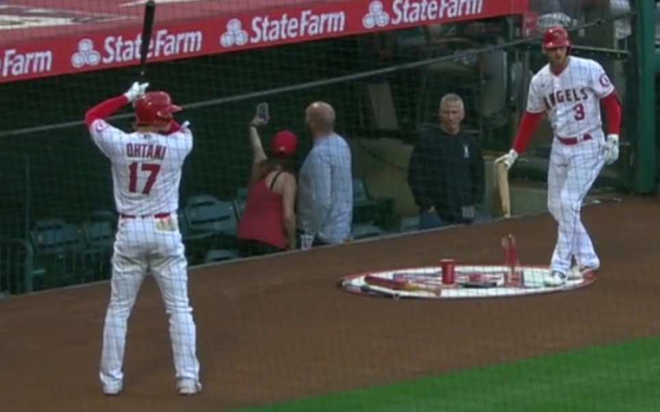 洛杉矶天使 vip坐席 Angel Stadium _ Dugout Suites_哔哩哔哩_bilibili