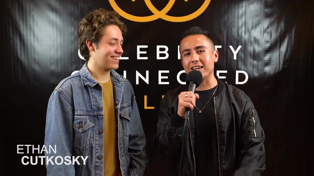 Ethan Cutkosky 采访 (Shameless 无耻之徒 Carl）_哔哩哔哩_bilibili
