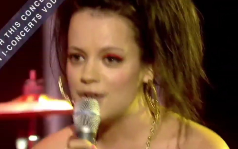 Lily allen | Smile [Live] TV Show 2006_哔哩哔哩_bilibili