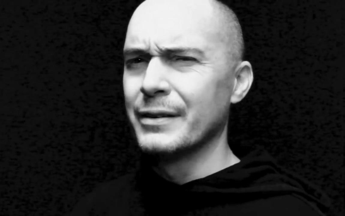 声音教练Tyley Ross带你在MRI中放声歌唱——看得见的声音_哔哩哔哩_bilibili