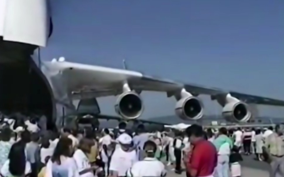 1989 An-225访问魁北克 多机位拍摄_哔哩哔哩_bilibili