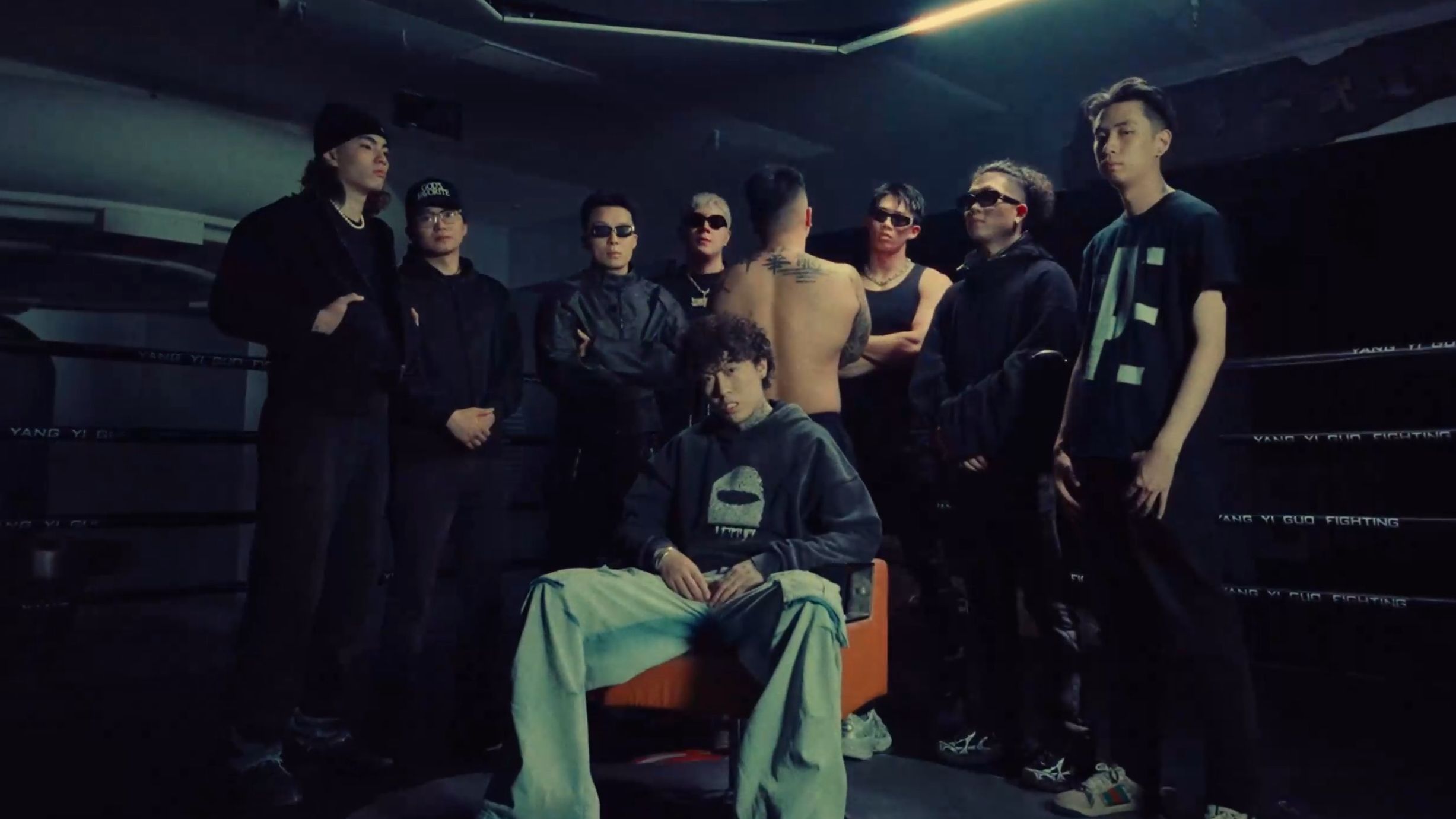 正面喊话！Psy.P"一人发一张专辑来比 你敢不敢接"《谦卑高调》-街头社区-街头社区-哔哩哔哩视频