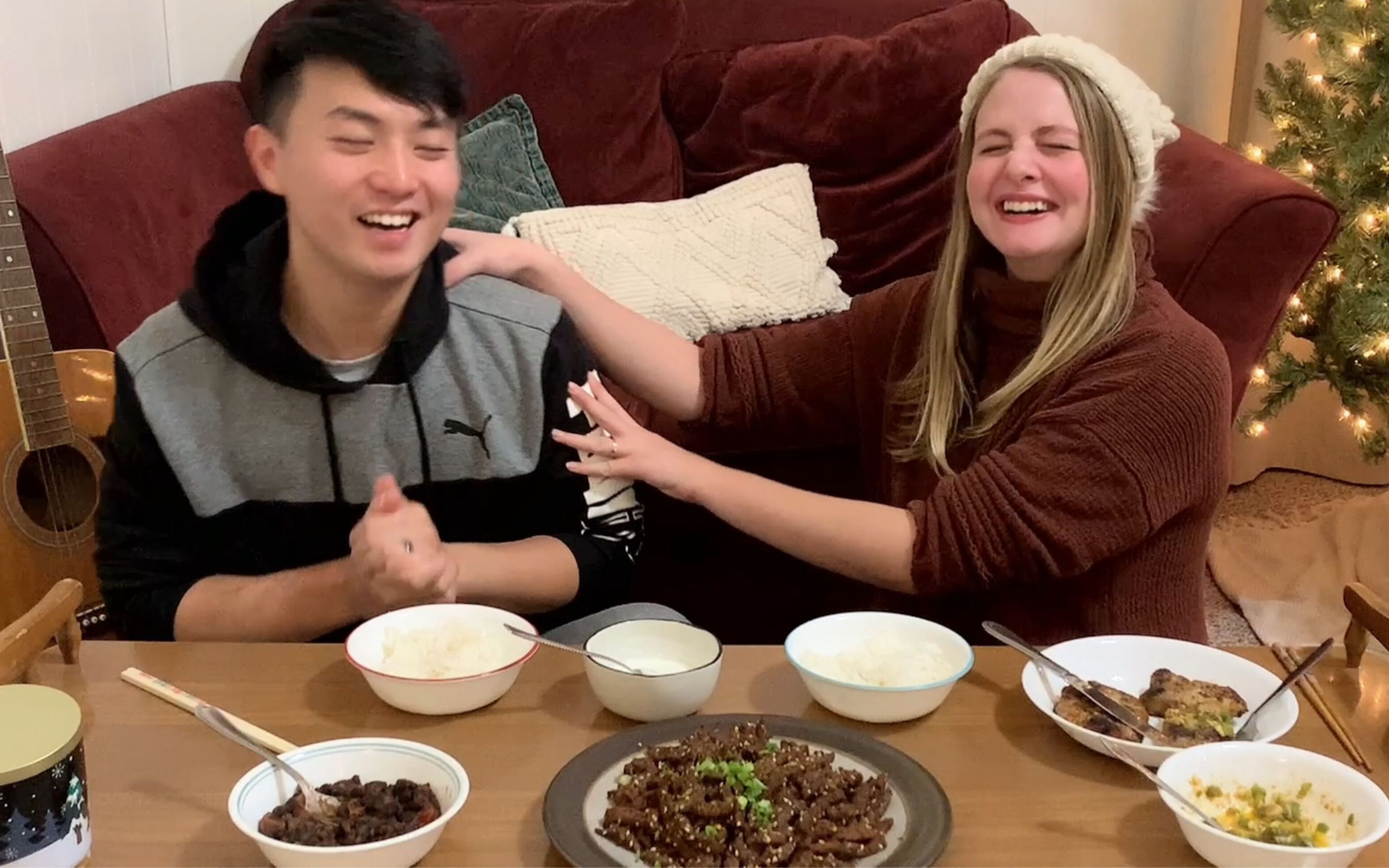 和美国媳妇一起做道香辣牛肉，把她高兴坏了-田纳西Jay和Ari-田纳西Jay和Ari-哔哩哔哩视频