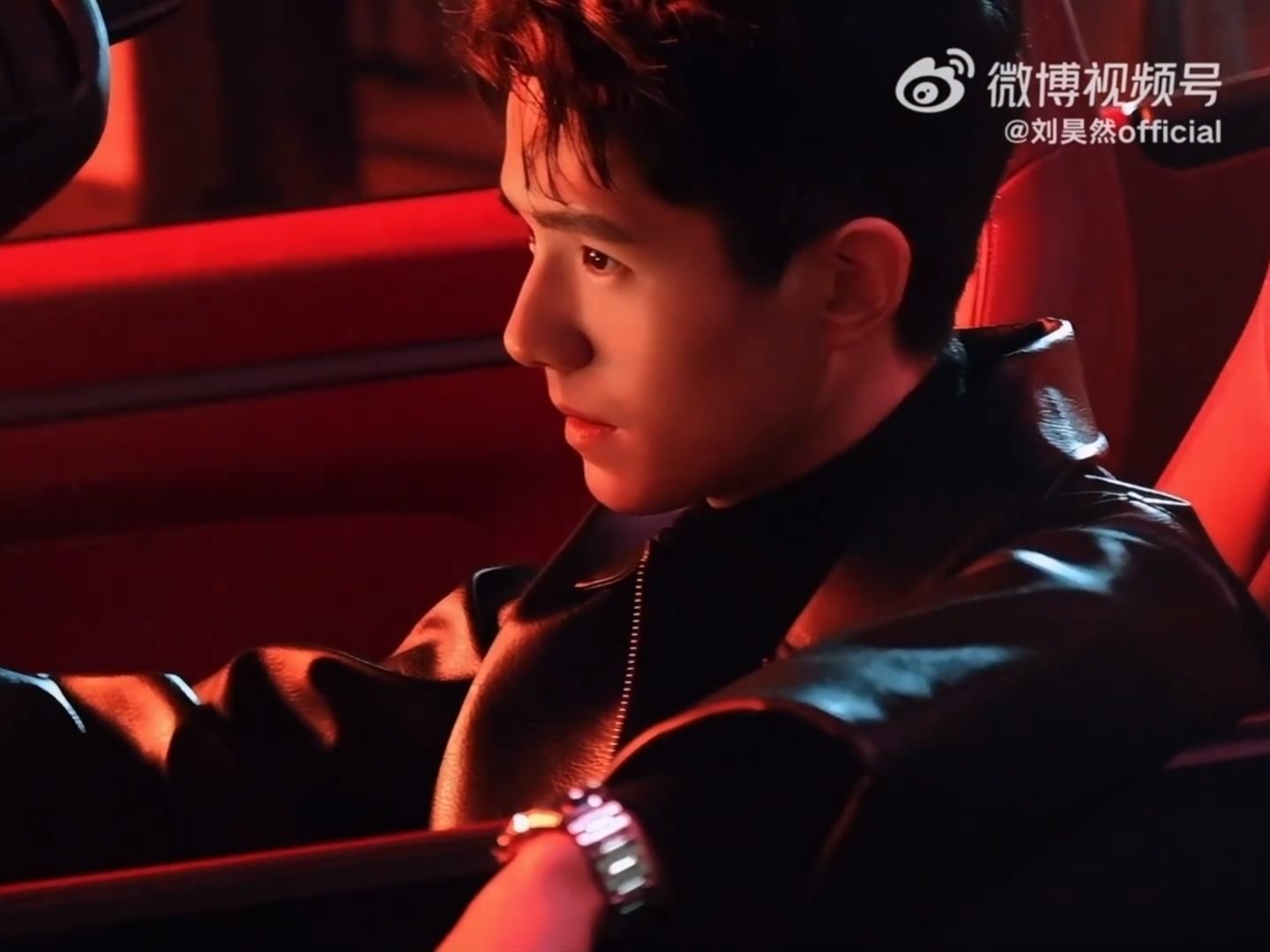 【刘昊然|工作室】泰格豪雅广告拍摄侧拍-刘昊然资源站-刘昊然资源站-哔哩哔哩视频