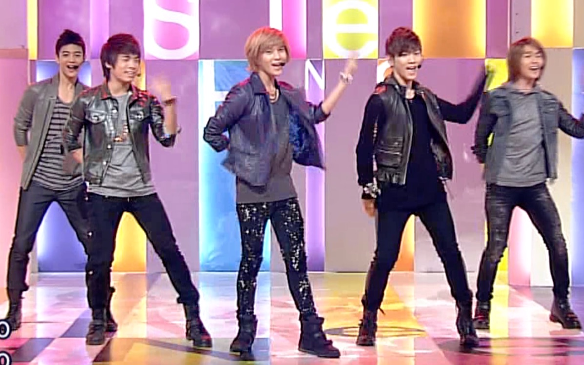 【Live】SHINee「Hello」101003_哔哩哔哩_bilibili