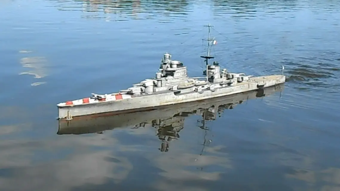 RC 1/350 義大利重巡洋艦 波拉號 Pola_哔哩哔哩_bilibili