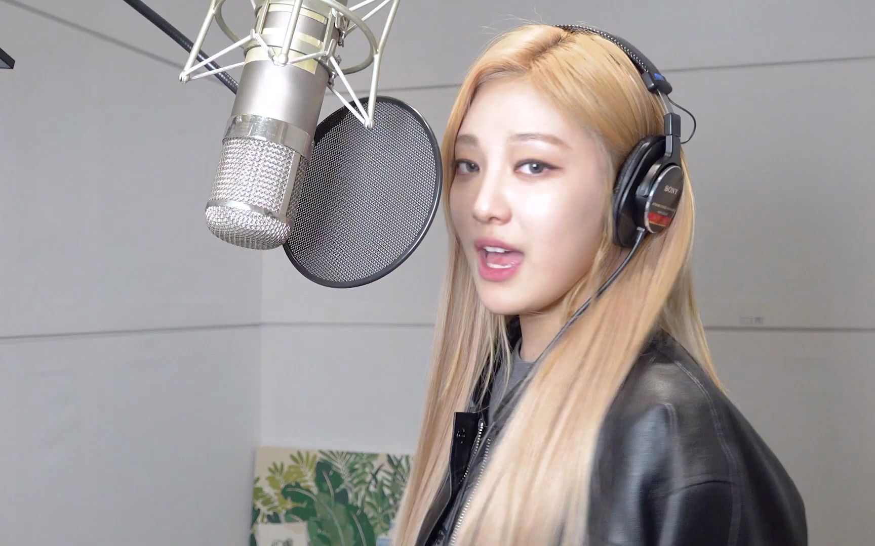 WINTER & 宁宁 NINGNING of aespa - ONCE AGAIN (我们的蓝调时光 OST 10)_哔哩哔哩_bilibili