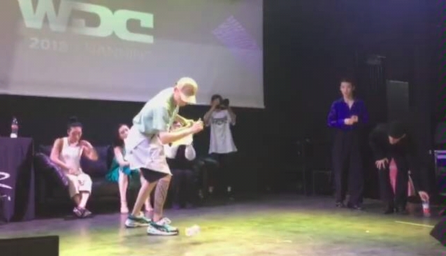 WDC waacking冠军赛/2on2battle/ AC茶叔_哔哩哔哩_bilibili