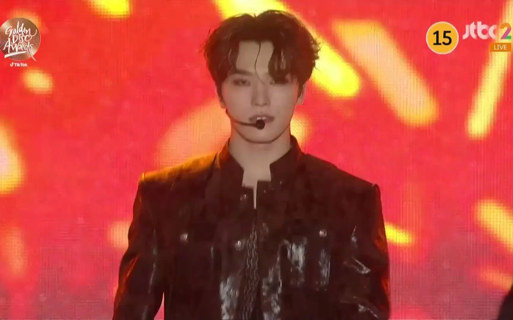230107 SEVENTEEN - HOT + CHEERS + _WORLD + DON QUIXOTE 零站_哔哩哔哩_bilibili