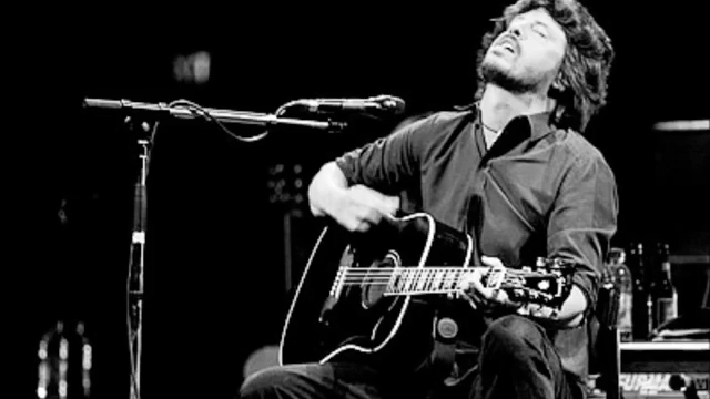 Foo Fighters Everlong Acoustic 特别版（稀少）_哔哩哔哩_bilibili