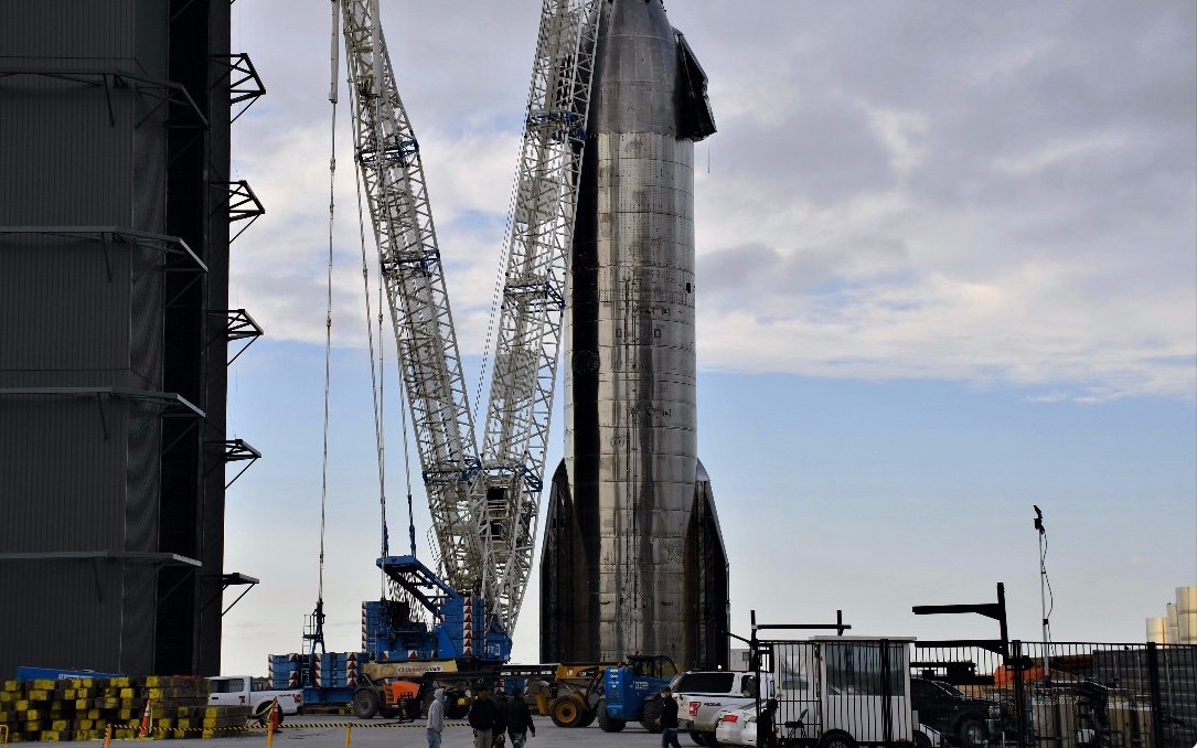 SpaceX 星舰进度：SN8残骸清理，SN9前翼修复、发射台修复、准备移至发射台，SN10正在建造_哔哩哔哩_bilibili