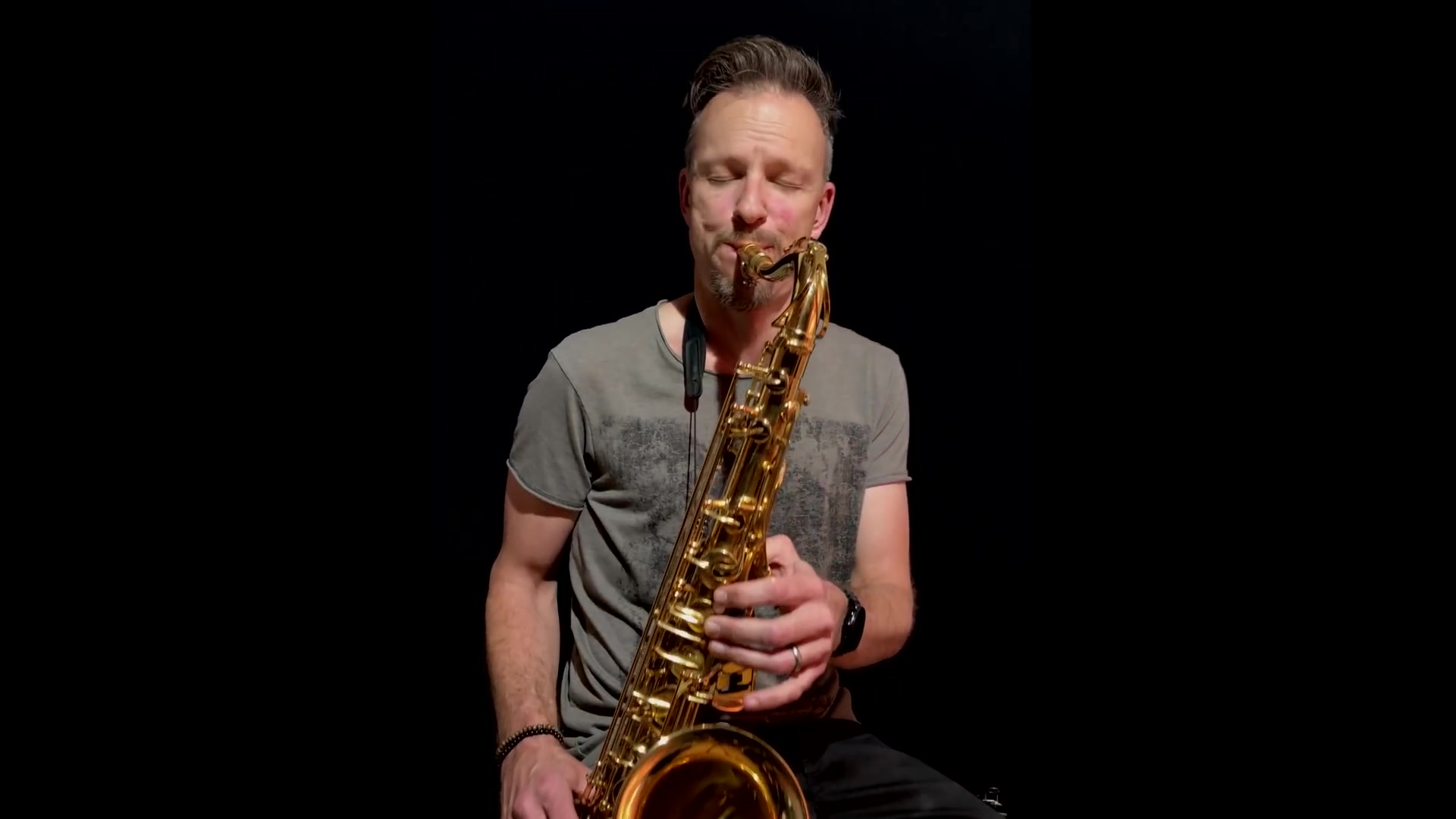 Memories - By Maroon 5 (Saxophone Cover)_哔哩哔哩_bilibili