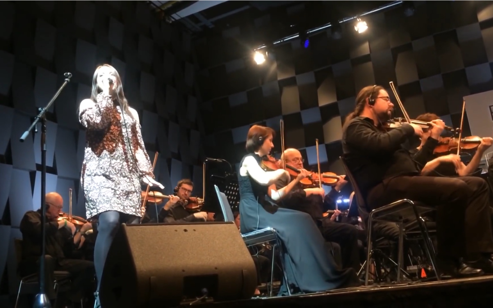 Two Step From Hell 2018布拉格音乐会现场演奏高清版