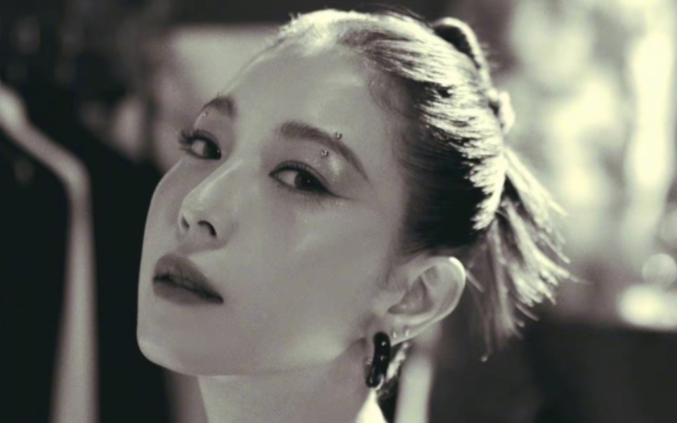 bugs空降第一！BoA《Forgive Me》MV公开！ - 哔哩哔哩