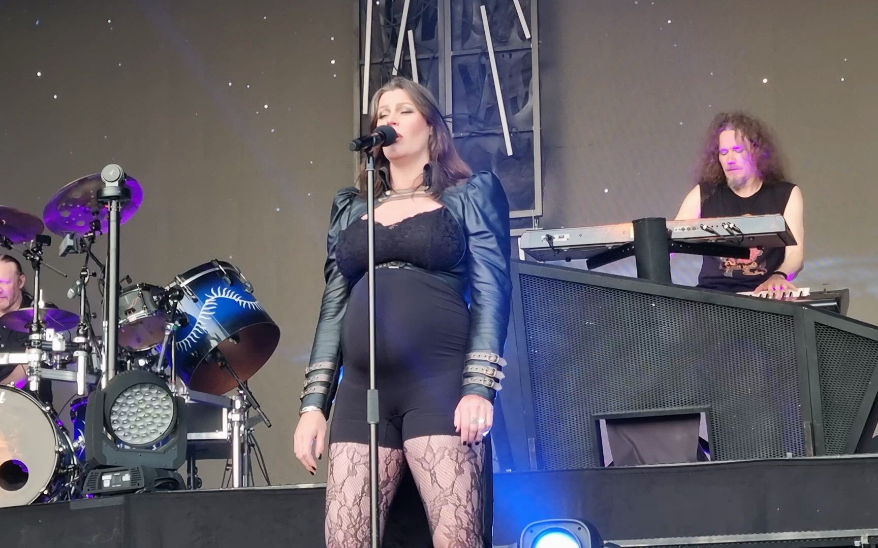 Nightwish Vaasa 2023 - Shoemaker - 视频下载 Video Downloader