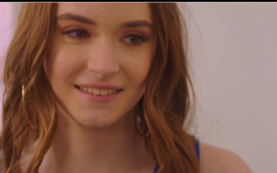 Hazel Moore 海泽摩尔作品混剪，最粉最嫩肥嘟嘟，有一种似曾相识燕归来的感觉-bilibili(B站)无水印视频解析——YIUIOS易柚斯