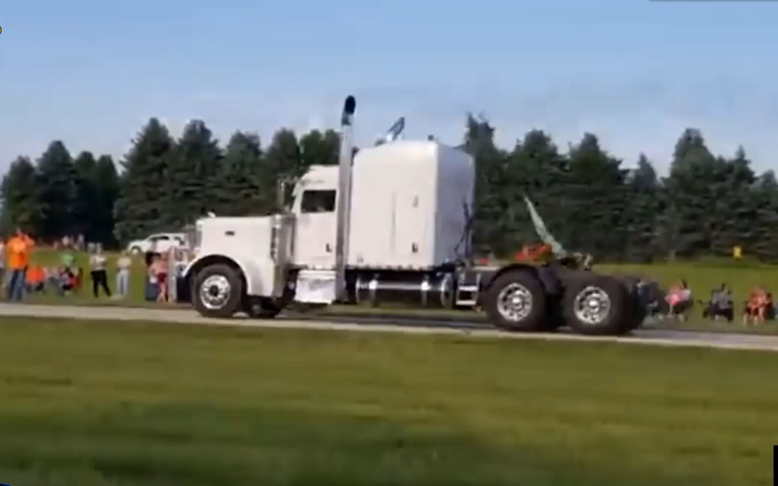 【Jake Brake】美式重卡特有的发动机制动声_哔哩哔哩_bilibili