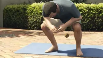 【GTAOL】NPC视角下的拳头威力99999999有多恐怖？_侠盗猎车手_游戏集锦