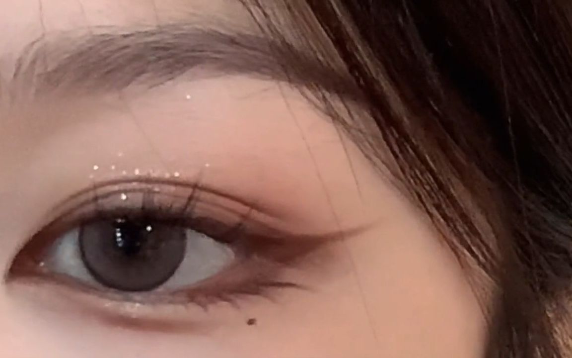 小碎钻钓系眼妆这样画也泰好看了叭 哔哩哔哩