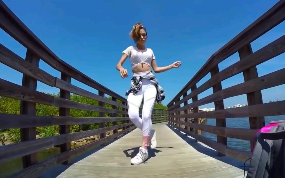 MC Hammer - U Can't Touch This ♫ Shuffle Dance Video (hd)_哔哩哔哩_bilibili