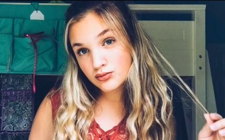 Emily Tressa从男孩到女孩的旅程（家人的支持和陪伴）_哔哩哔哩_bilibili