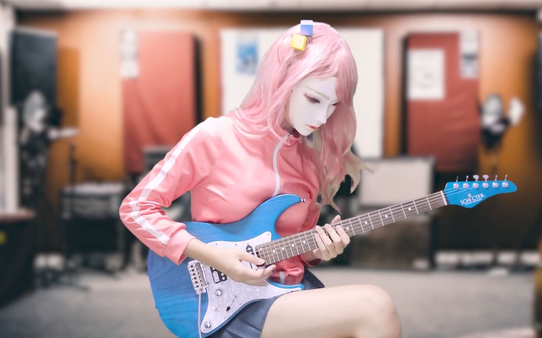 韩国女吉他手Nacoco 面具展示