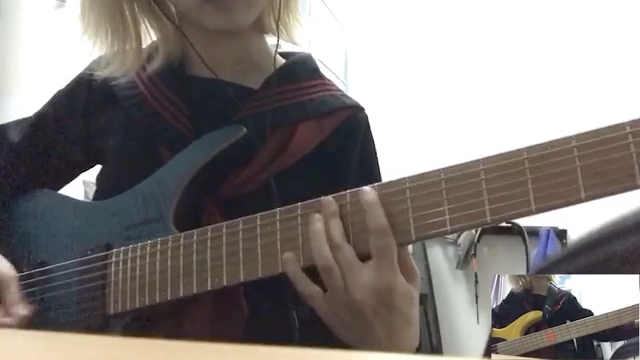 【吉他&bass】 ras鼓手拿六花的琴弹r组的歌_哔哩哔哩_bilibili