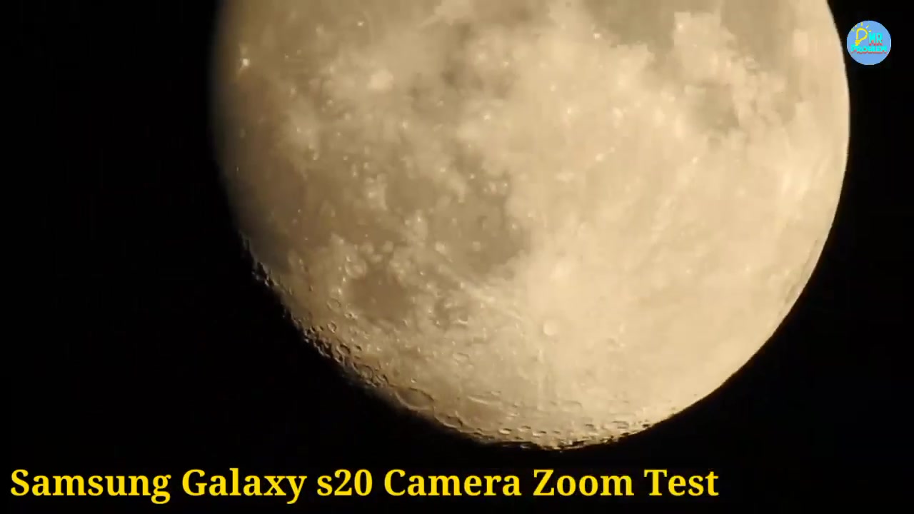 Moon zoom shot on the samsung galaxy S20 with no accessories_哔哩哔哩_bilibili