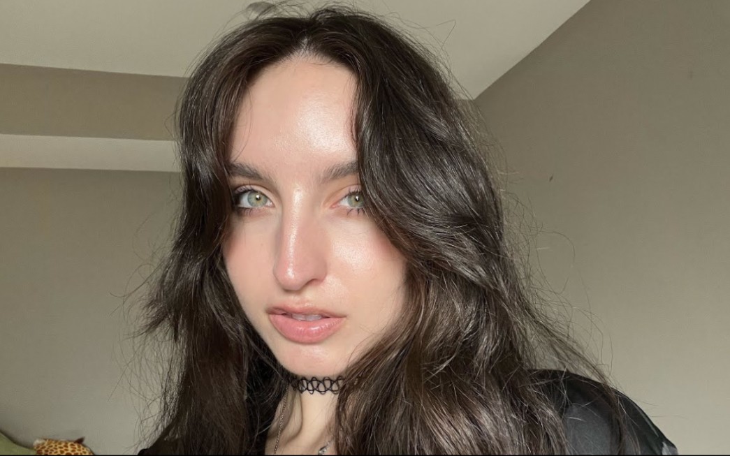 【beebee_助眠】女主播｜ASMR快速侵略性相机轻拍/抓挠，近距离嘴音/手动作(无人声)( 1920 X 1080 )-YouTube助眠 ...