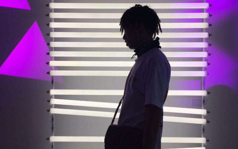 马思唯全英文单曲《Young Masi Always Right》_哔哩哔哩 (゜-゜)つロ 干杯~-bilibili