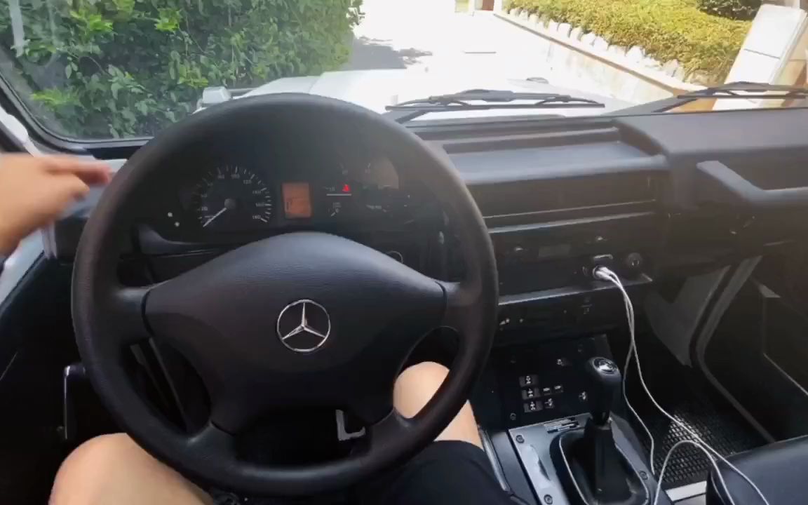 真正的奔驰G，硬派越野车—军版G300P_哔哩哔哩_bilibili