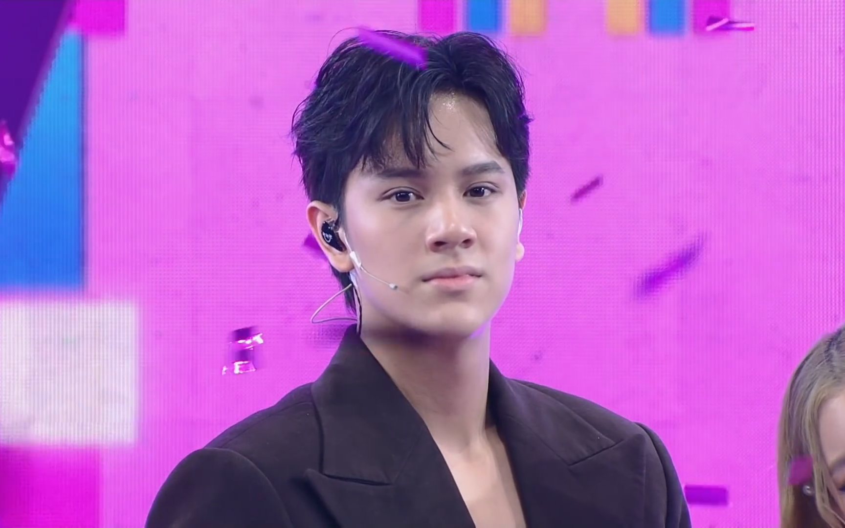 【SIZZY x NANON】Love Score 打歌舞台合集 | 舞台粉速速集合_哔哩哔哩_bilibili