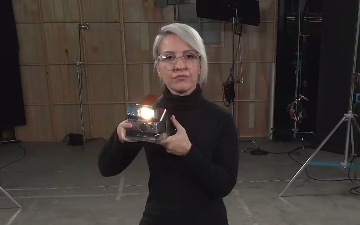 NVIDIA Instant NeRF：利用AI在瞬间将 2D 照片转换为 3D 场景_哔哩哔哩_bilibili