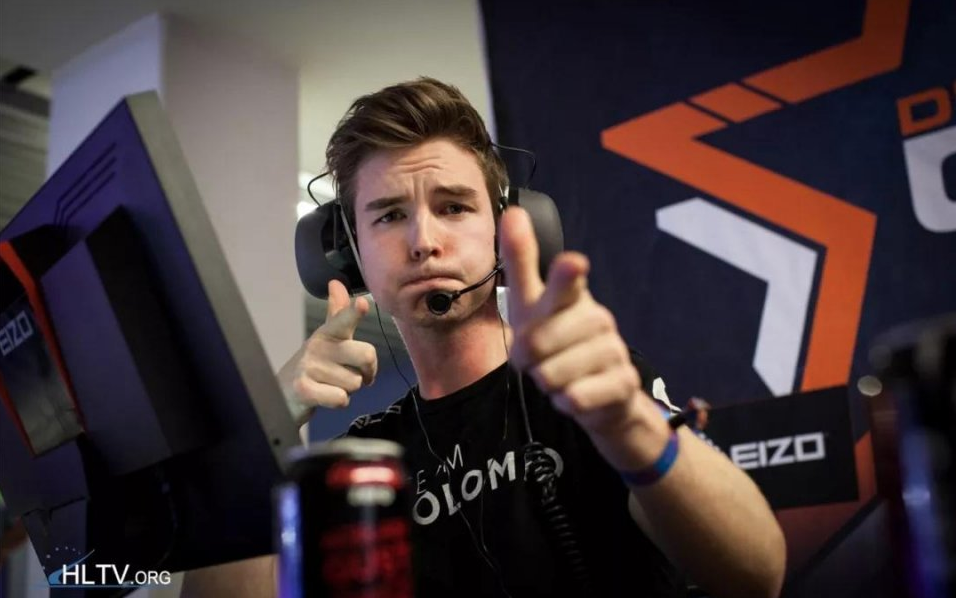 CSGO精彩集锦-当你使用了Word.exe后_哔哩哔哩bilibili_CSGO_游戏集锦