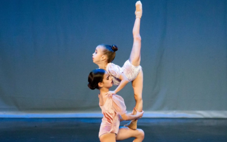 这期视频不讲解，但可能惊掉你下巴