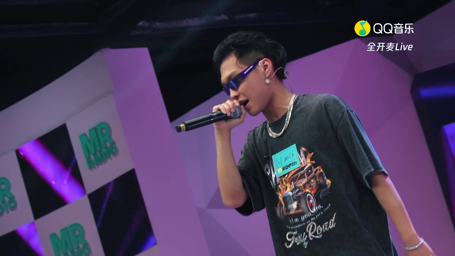 【lil milk】超酷现场演唱《choppa机关枪》魅力无限！_哔哩哔哩_bilibili