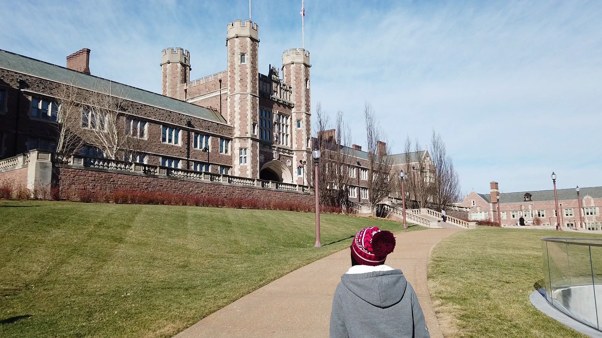 跟着我们看华大_哔哩哔哩_bilibili